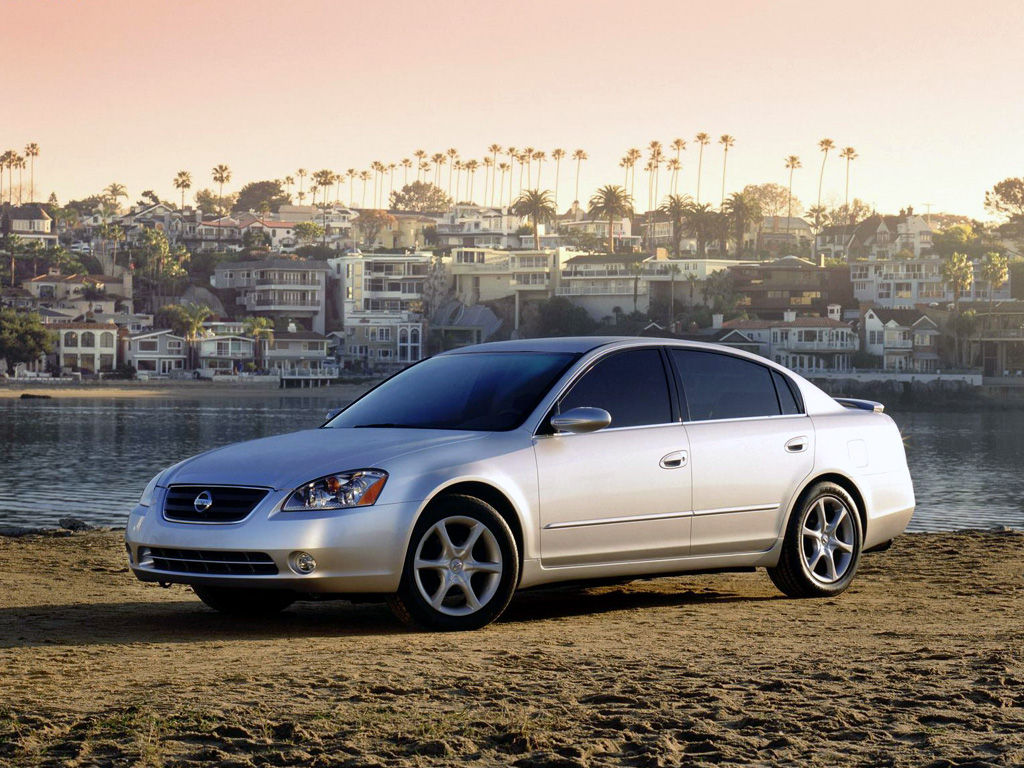 Nissan Altima technical specifications and fuel economy